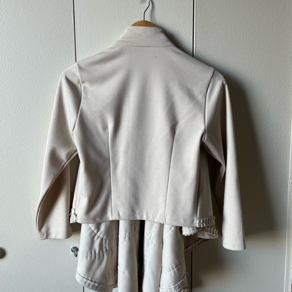 Ryu | Jackets & Coats | Elegant Beige Jacket | Poshmark